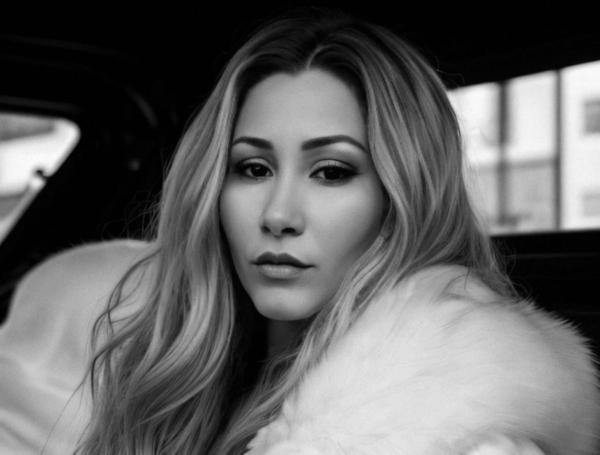 ¿Quién es y a qué se dedica Angie Miller, la mujer capturada y liberada ...