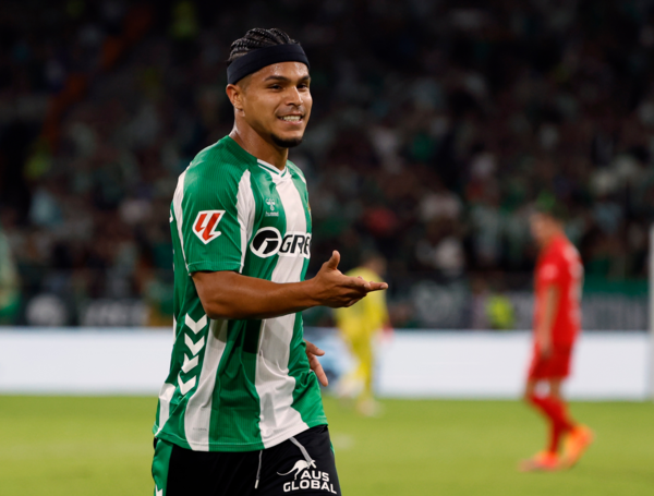Cucho Hernández, inspirado para la Selección Colombia: vea su nuevo gol ...