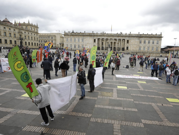 Toma de entidades y plantones: así van las protestas de este martes en ...