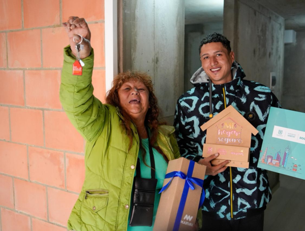 Hay 6.000 predios que 'en cualquier momento se pueden venir abajo' en ...