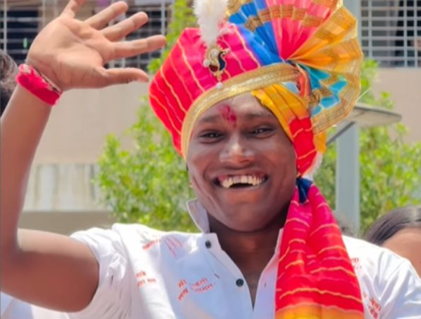 Así llegó a ser famoso Suraj Chavan, ‘el hombre más hermoso de la India’