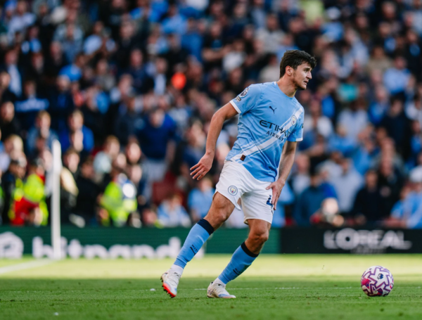 La historia de Abdukodir Khusanov, la estrella del Manchester City a la ...