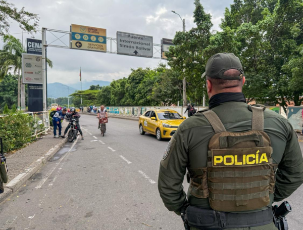 Testimonios de los venezolanos que cruzan la frontera en Cúcuta, en ...