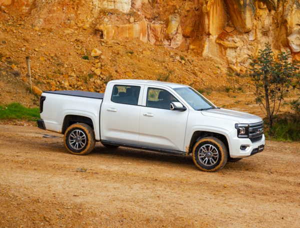 JMC Grand Avenue, la camioneta hecha para el campo y el trabajo en zonas rurales: es china, pero ...