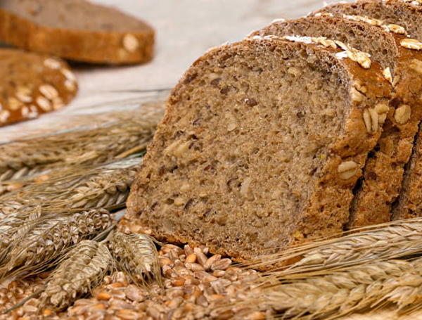 ¿Es mejor el pan integral o el de centeno? Esto dicen expertos