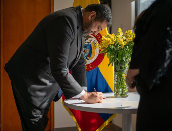 Felipe Díaz Suaza fue designado como director ejecutivo de la Comisión ...