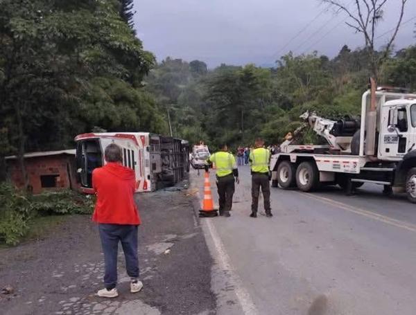 Revelan el parte médico de los 18 sobrevivientes del bus de Copetrán ...