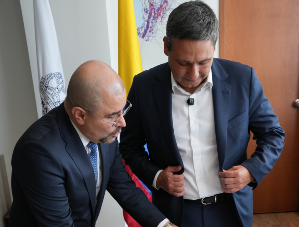 'Vamos a acabar con los extremos': Mauricio Lizcano oficializa su ...