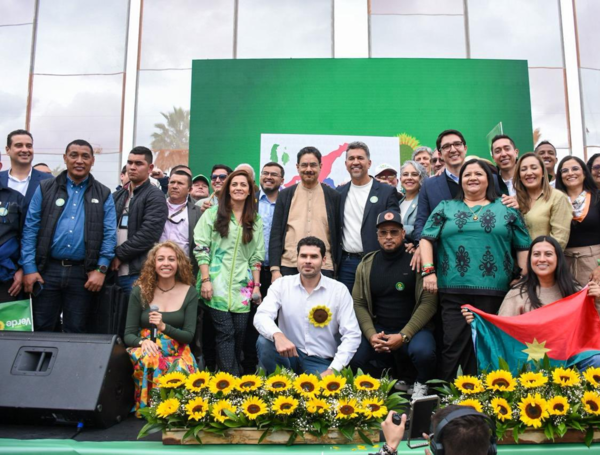 Choque entre Catherine Juvinao y Ariel Ávila por apoyo verde a Iván ...