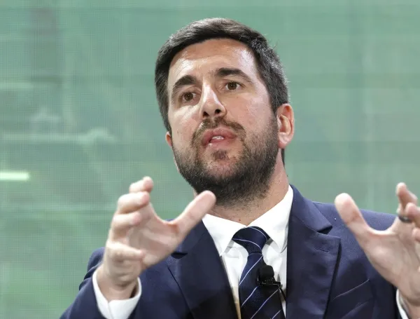 Enrique Riquelme, candidato a la presidencia de Real Madrid, hace dura ...