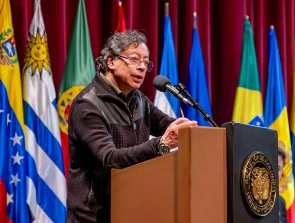 Comisión de Acusación abrió nueva investigación contra el presidente ...