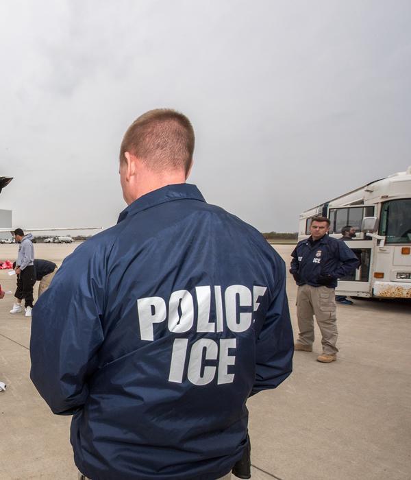 ¿Cómo saber dónde está una persona en ICE? Guía para encontrar a un ...
