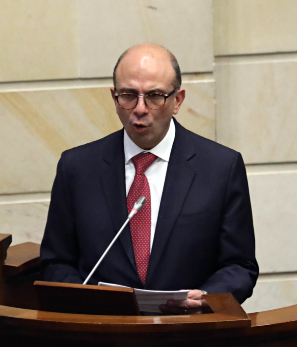 ¿Elección de Carlos Camargo como magistrado de la Corte Constitucional ...