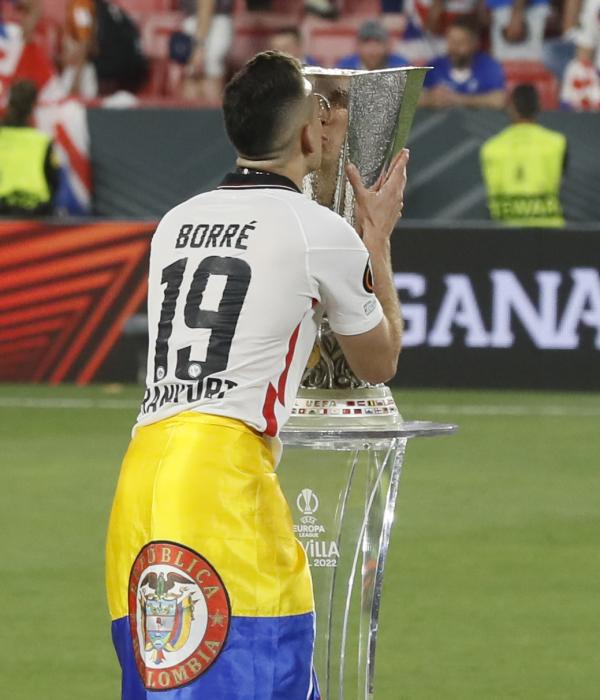Rafael Santos Borré explica por que se fue a Internacional y dejó Europa