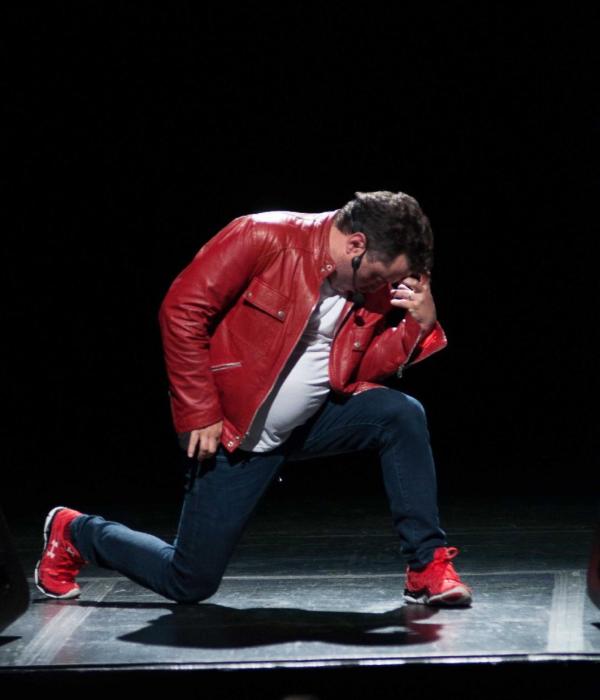 Andrés López actualiza su stand up 'La pelota de letras' y vuelve a los ...
