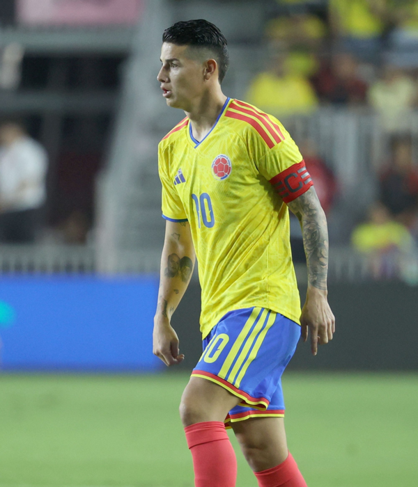 James Rodríguez causa euforia en las redes sociales: fue captado con su ...