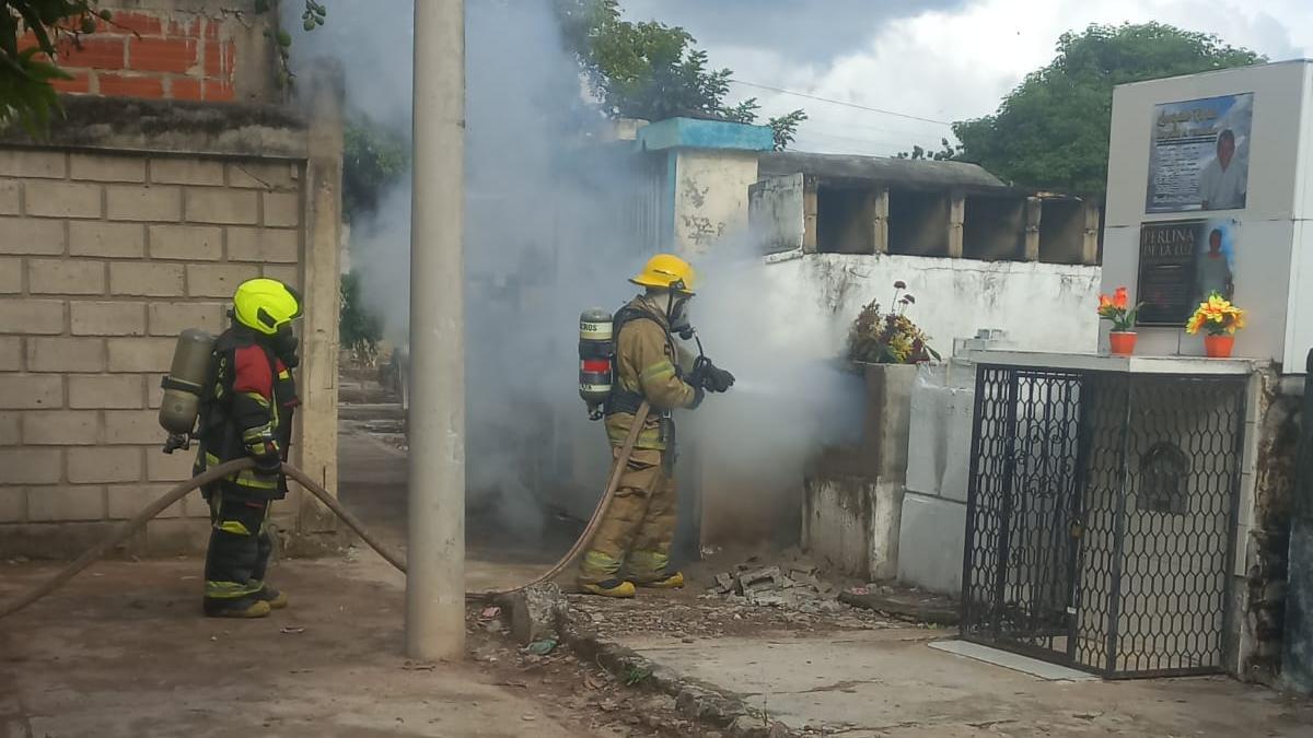 Desconocidos incendian la tumba del presunto homicida de Marlen ...