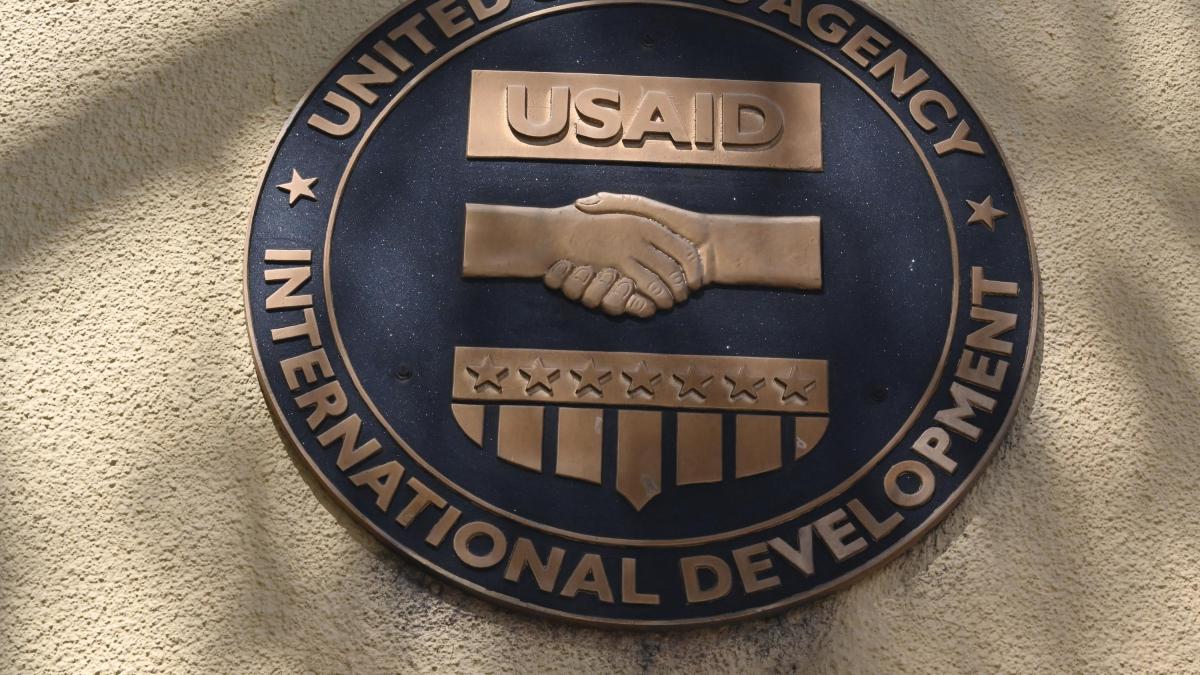 Usaid despedirá a 2.000 empleados y dará la baja administrativa a gran parte del resto