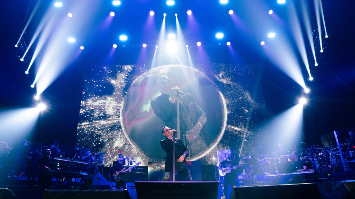 Un buen azote de baldosa con Marc Anthony: el Rey de la Salsa enfiestó ...