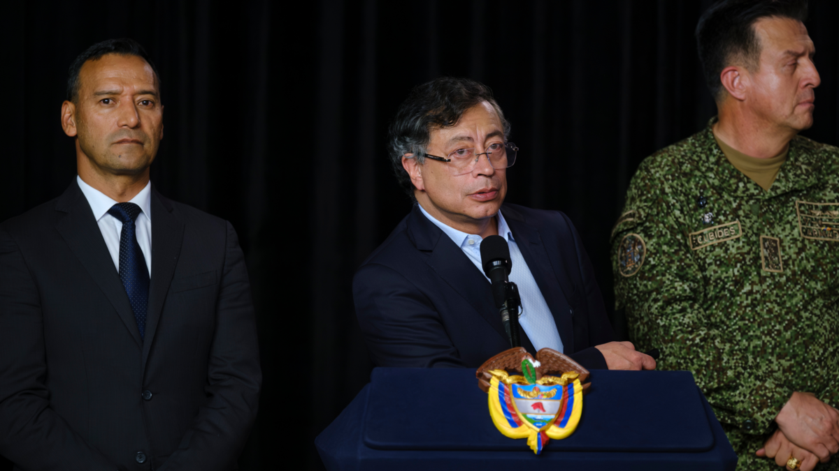 El presidente Gustavo Petro aseguró que ordenó la captura de Alirio ...