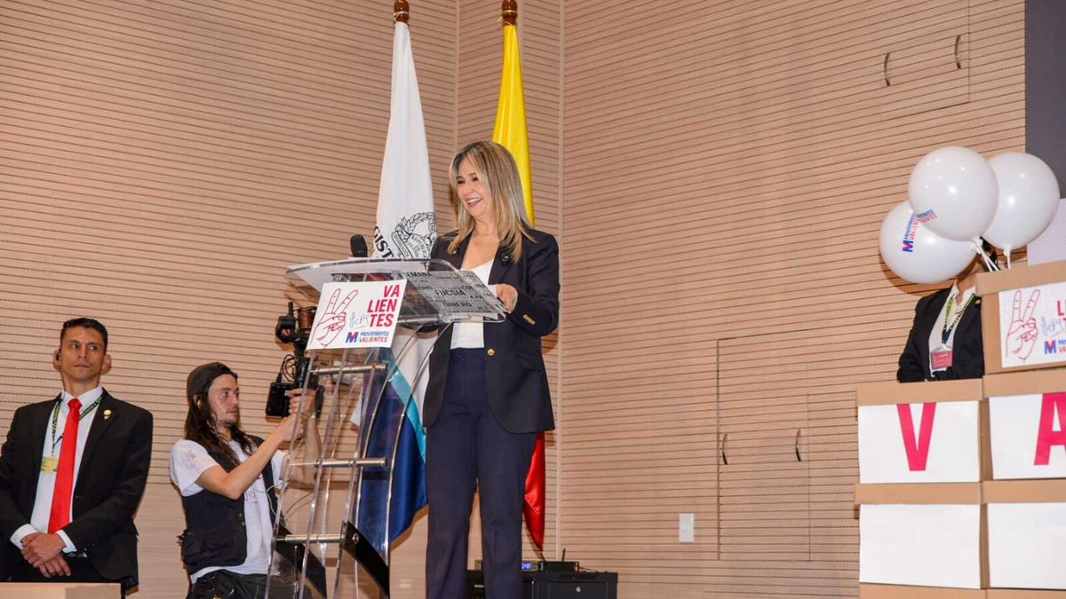 Vicky Dávila aterriza en coalición de centro derecha con David Luna ...