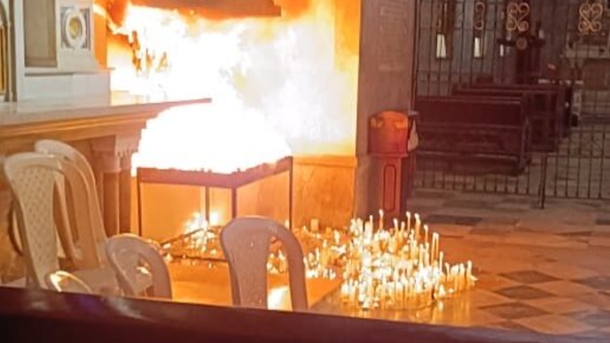 Estas serían las causas del incendio que generó pánico en la Catedral ...