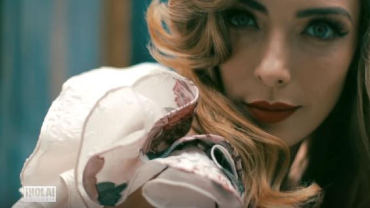 La modelo Norma Nivia posa con los looks que son tendencias , por la ...