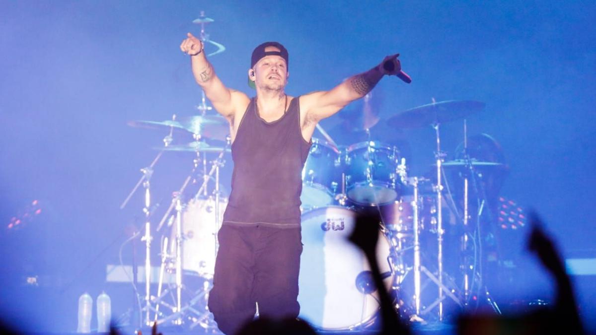 Residente trabaja en su primera película, dos series y música para ...