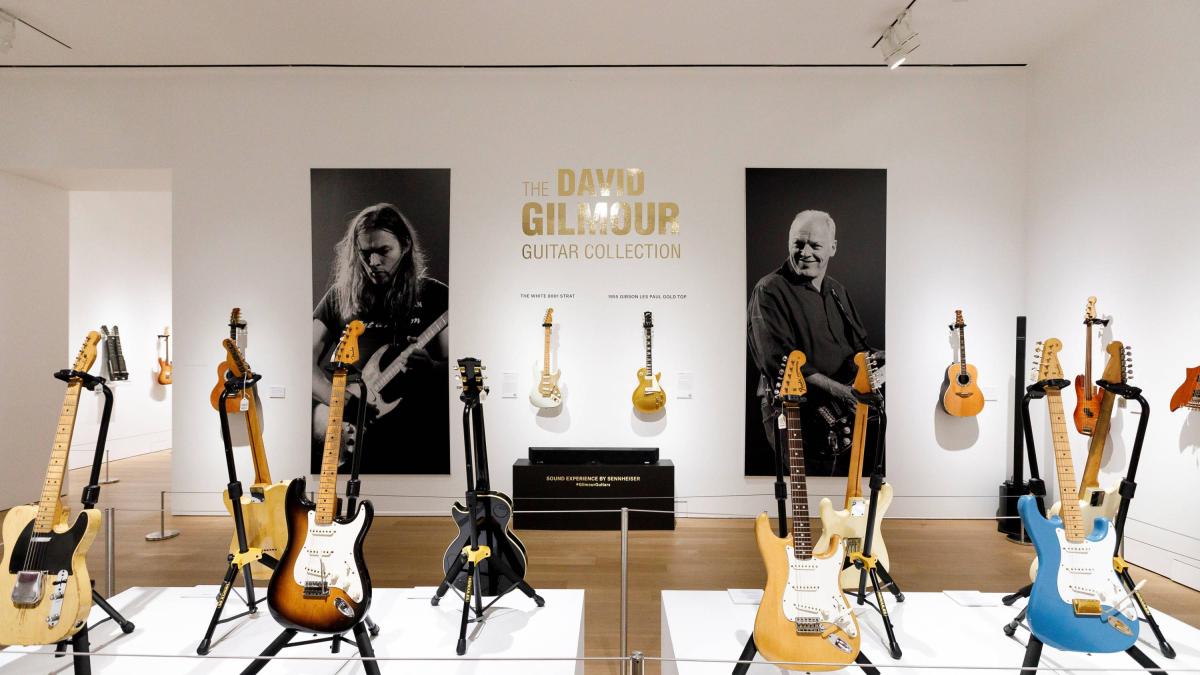 David Gilmour subasta algunas de sus viejas 'compañeras' Helen Cook