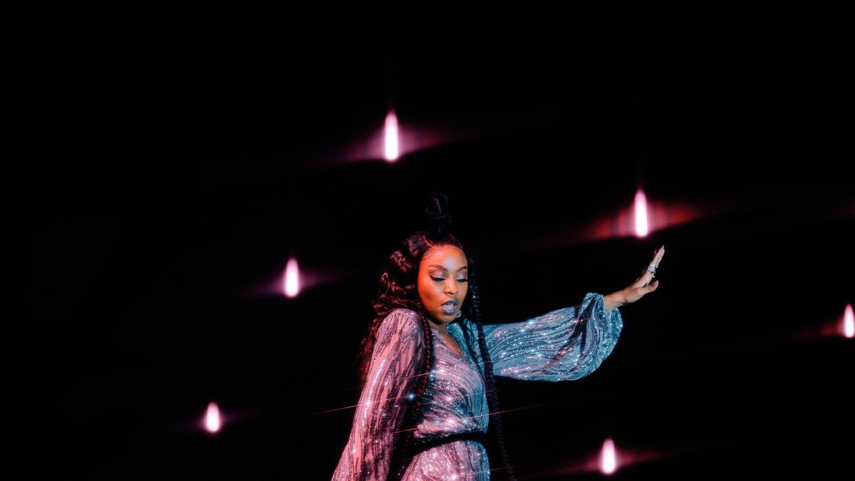 Goyo presenta su primera canción como solista titulada Na na na