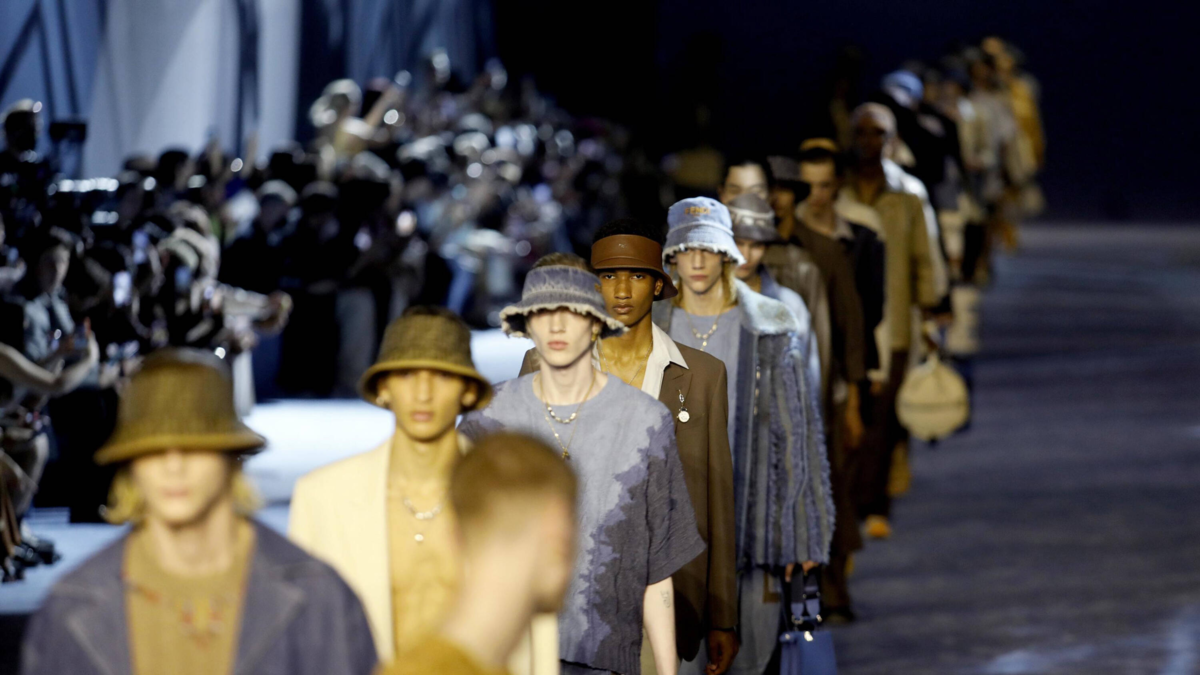 Louis Vuitton, Celine y Hermès lideran una nueva edición de la Semana ...