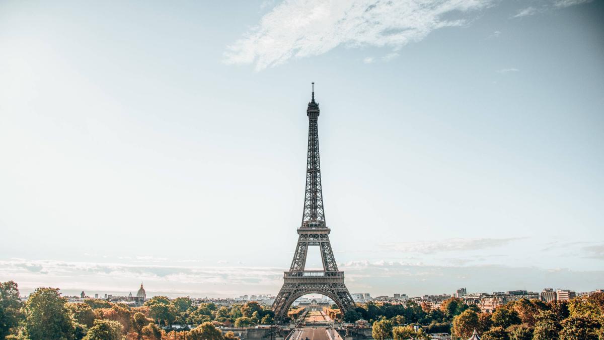 Francia teme escasez de píldoras abortivas por puja judicial en EE. UU.