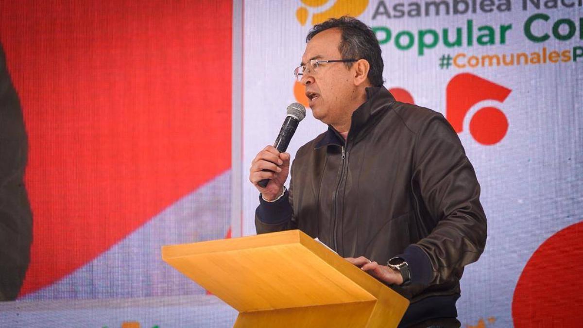 Alfonso Prada: el duro mensaje del ministro de interior contra el Eln