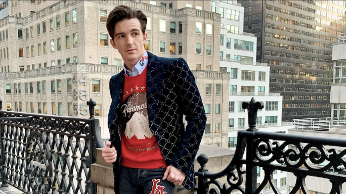 Drake Bell fue captado cazando ofertas en supermercado mexicano
