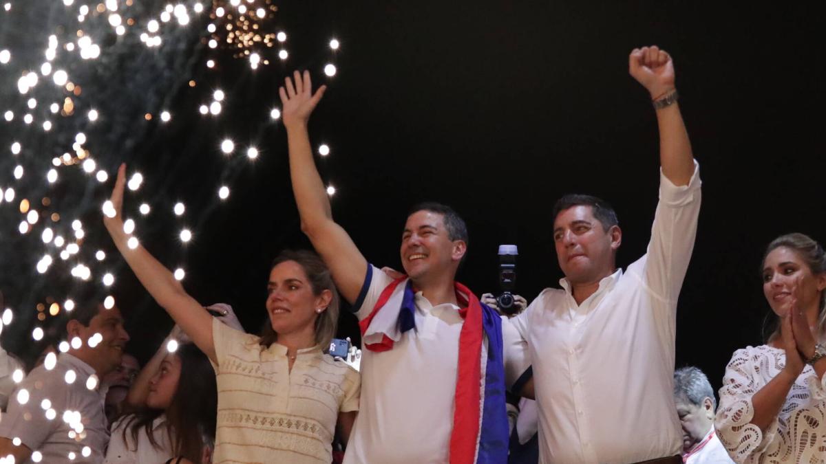 Santiago Peña: ¿quién es el nuevo presidente electo de Paraguay?
