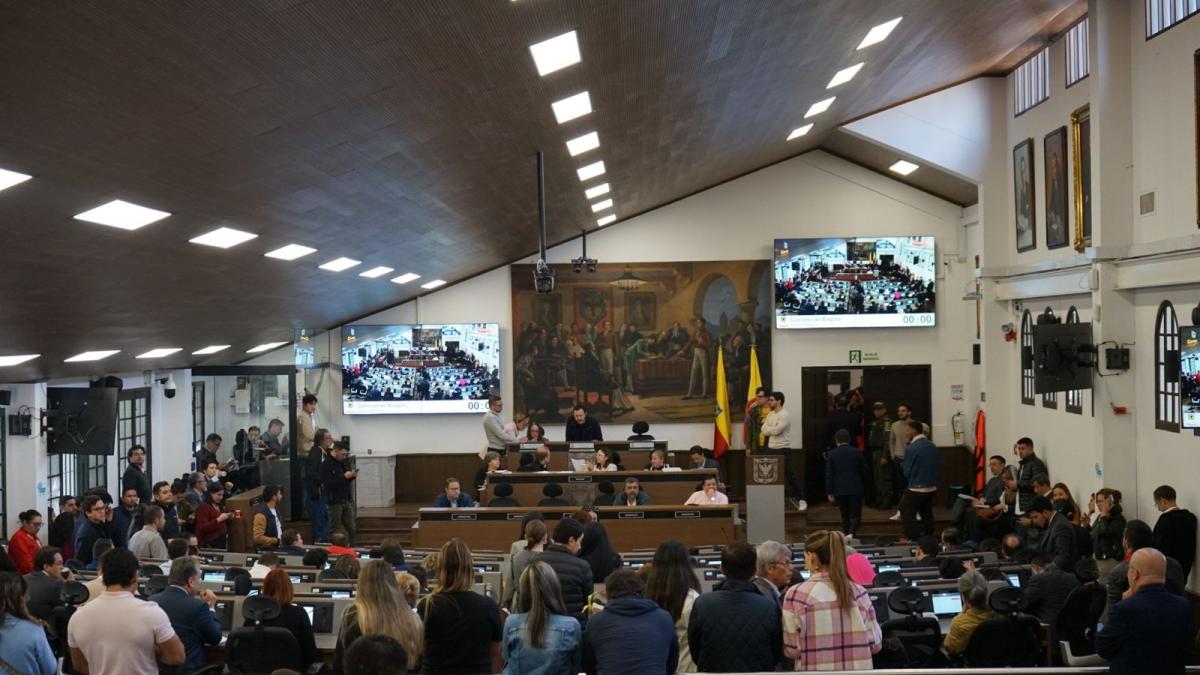 Bogotá: Andrés Castro es el candidato más opcionado para la Personería