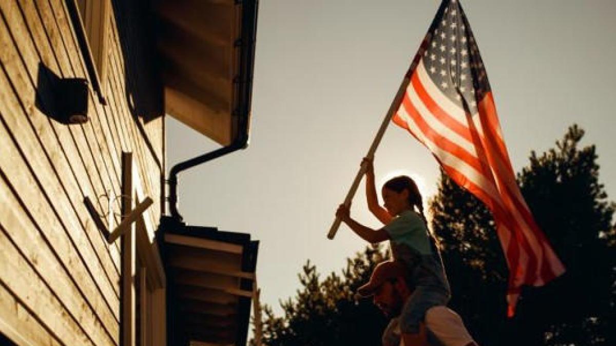 Mostró 'como funciona el sueño americano' y generó debate entre latinos