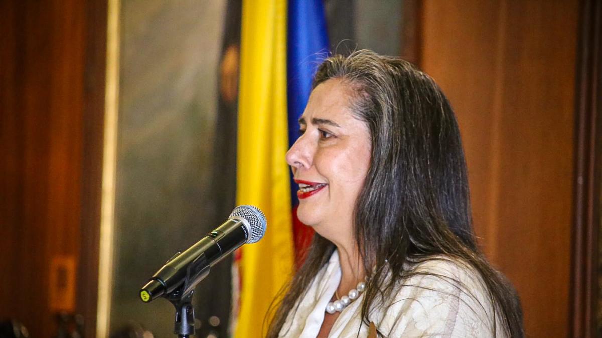 La Universidad del Rosario eligió a la médica Ana Isabel Gómez como ...