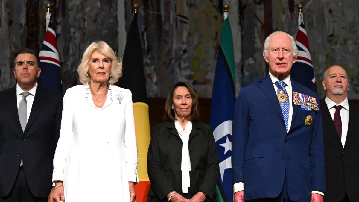 Una senadora aborigen increpa a Carlos III en Australia: 'no eres ...
