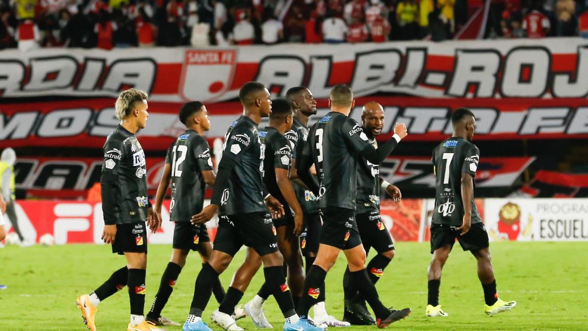 La Dian habría embargado las cuentas del Deportivo Pereira, según ...