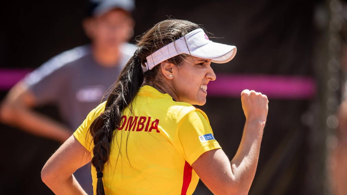Camila Osorio derrotó a Clara Burel y empató la serie de ‘Play offs’ de ...