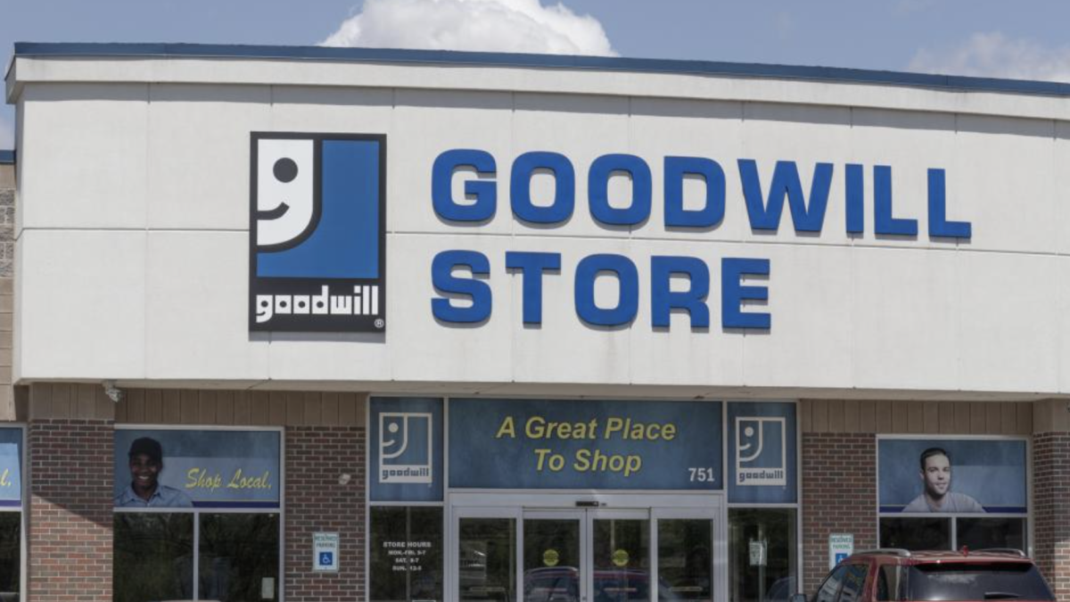 Si compró en Goodwill podría recibir hasta US$5.500, solo necesita ...