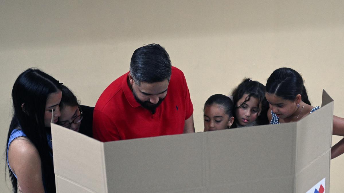 Elecciones Venezuela: ente electoral declara al chavismo ganador en 23 de 24 regiones; Nicolás ...