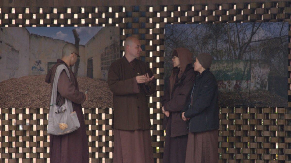 Dos monjes budistas enseñan en Bogotá cómo meditar sobre las emociones ...