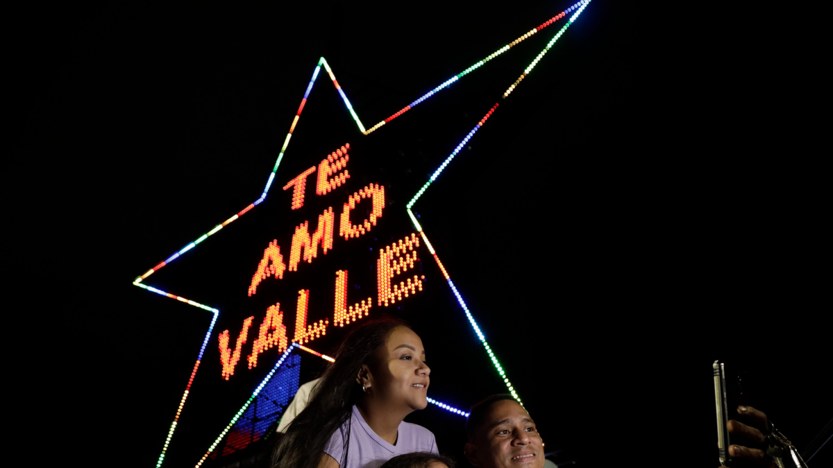'Te amo Valle': con mensajes de esperanza se encendieron las luces de ...
