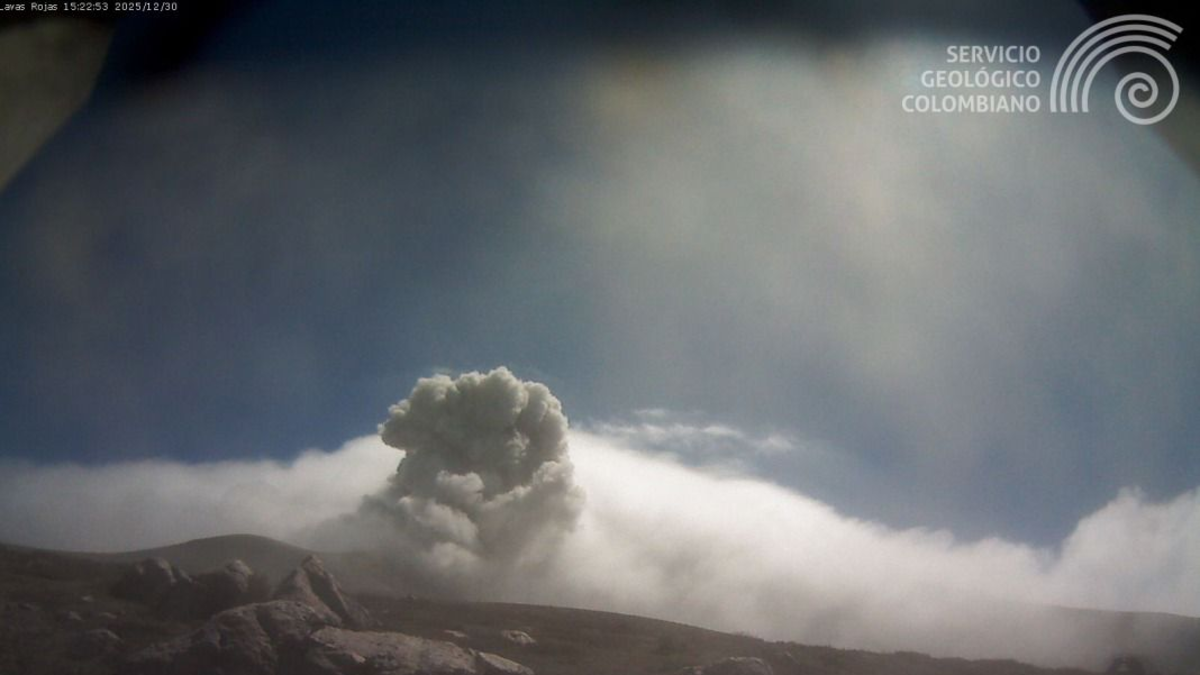 Volcán Puracé registra emisiones de ceniza de hasta 500 metros y se ...