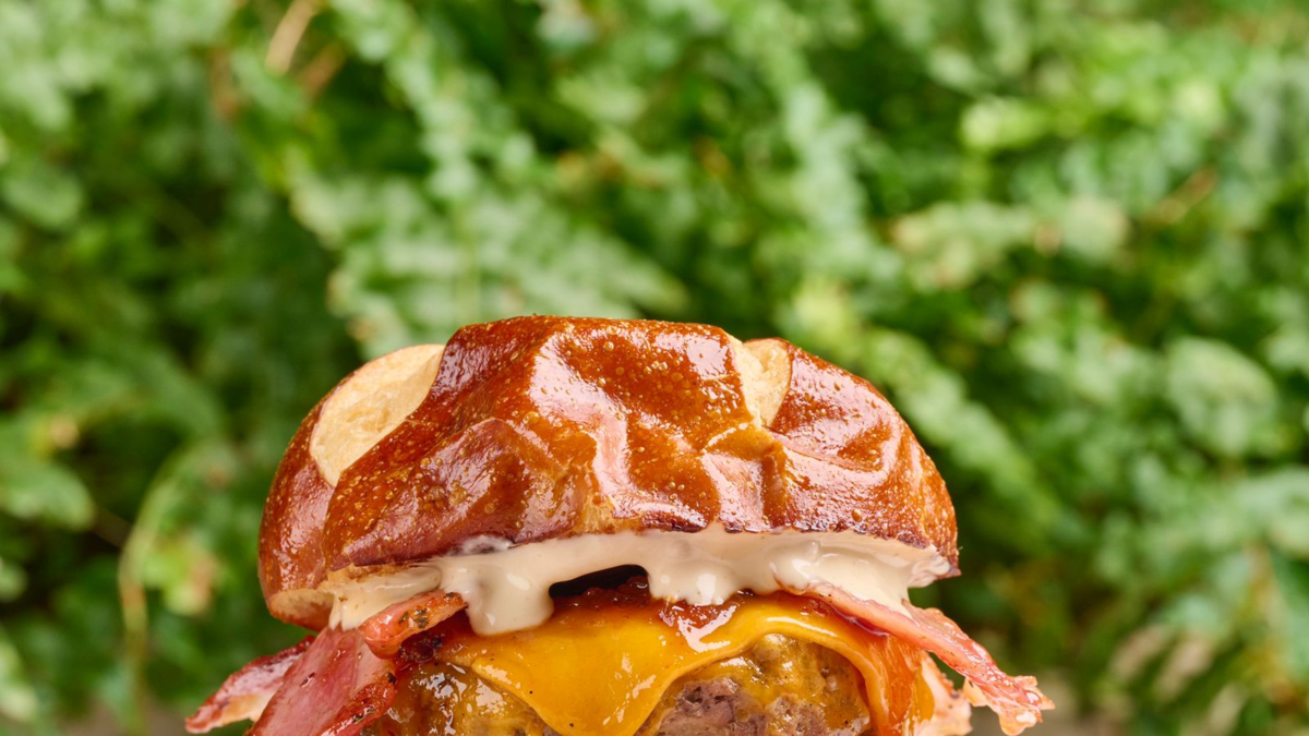 Burger Master 2026: Ovejo se une con el mejor chef de Latinoamérica ...