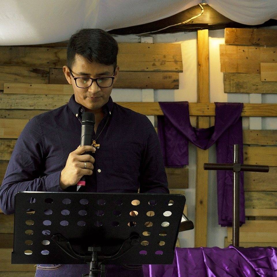Religiosos incluyentes conforman la resistencia