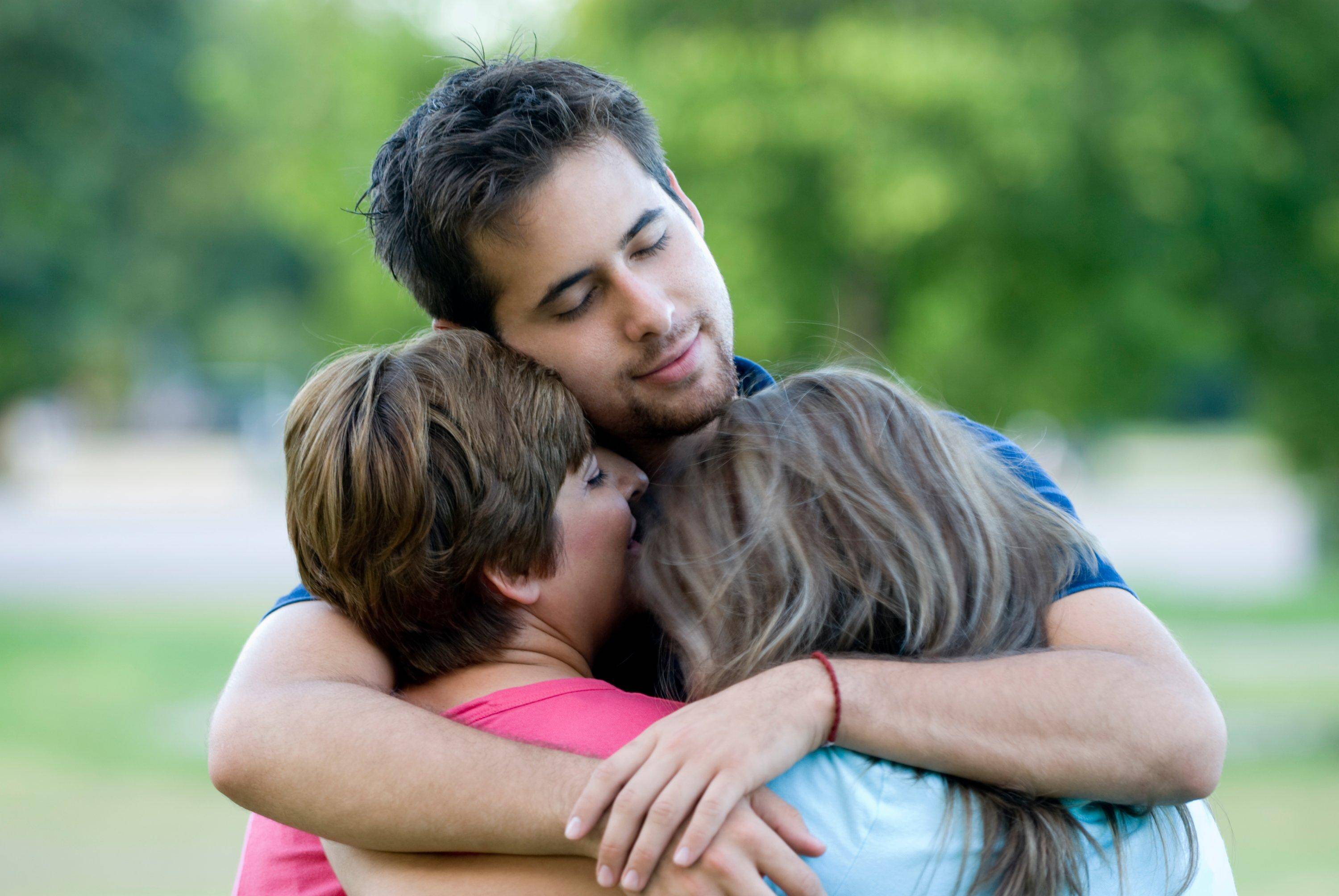 Claves para ser feliz, según profesor de psicología de Harvard