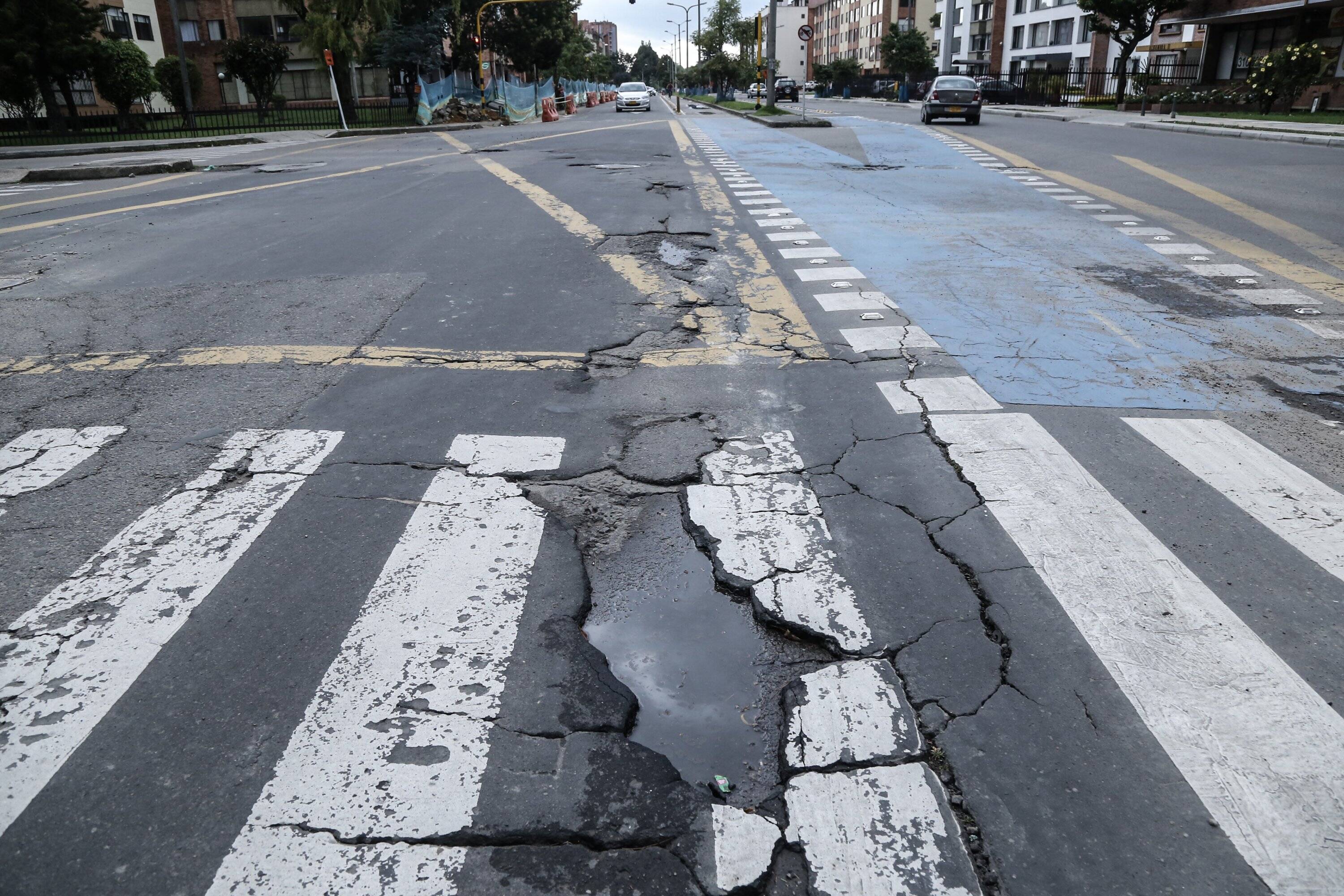 Vías en Colombia sin pavimentar, aún son muchas